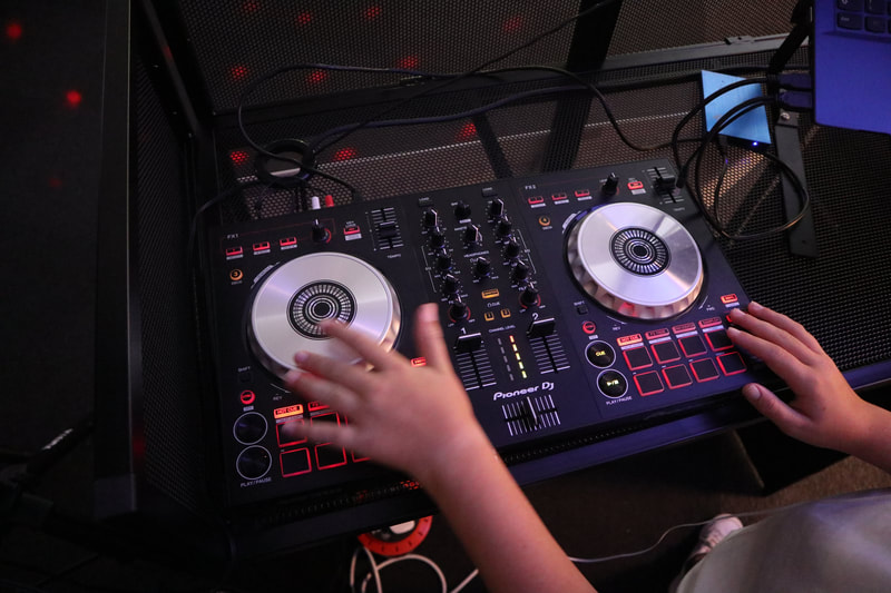 Event Images – DJ SMOOTH PANDA